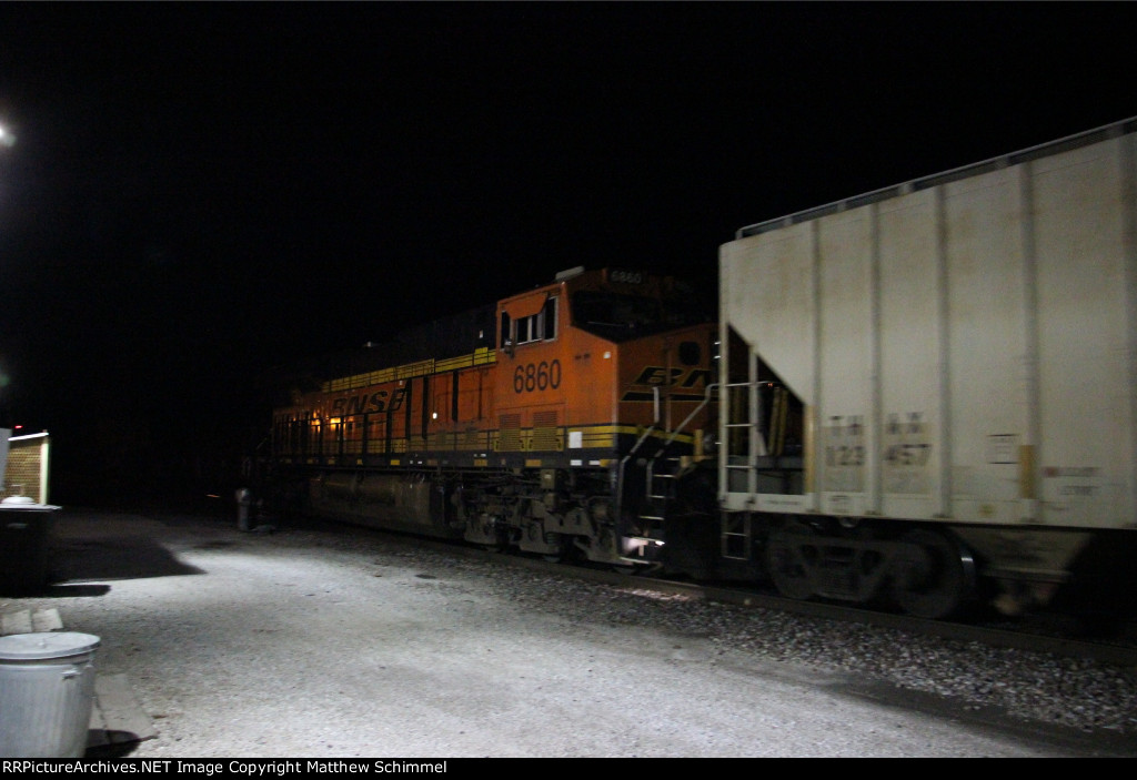 BNSF 6860